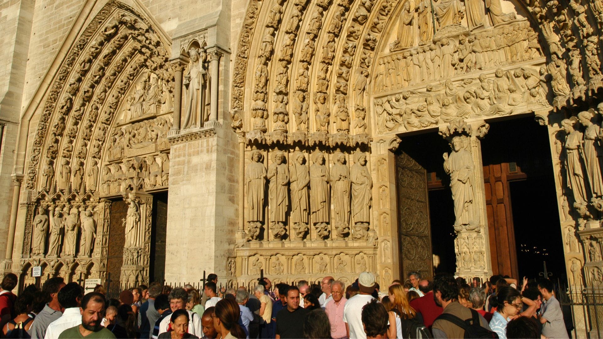 Free Access to Notre-Dame de Paris Cathedral - Notre-Dame de Paris