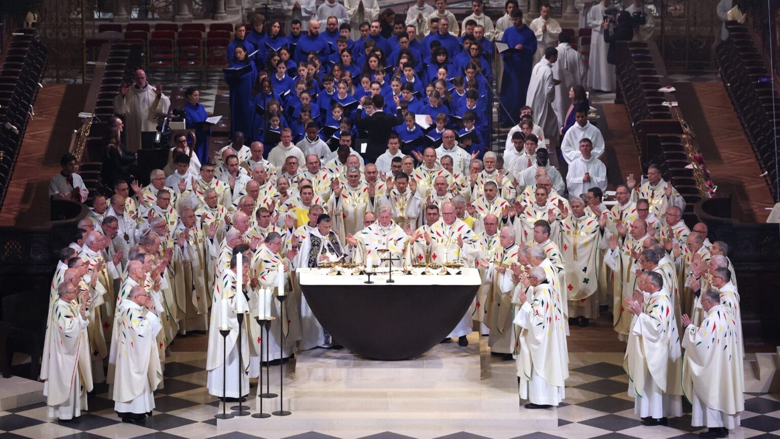 Relive the reopening ceremonies (December 7-8) - Notre-Dame de Paris