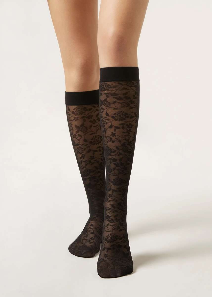 Chaussettes hautes en dentelle | Votre wishlist sur Listy