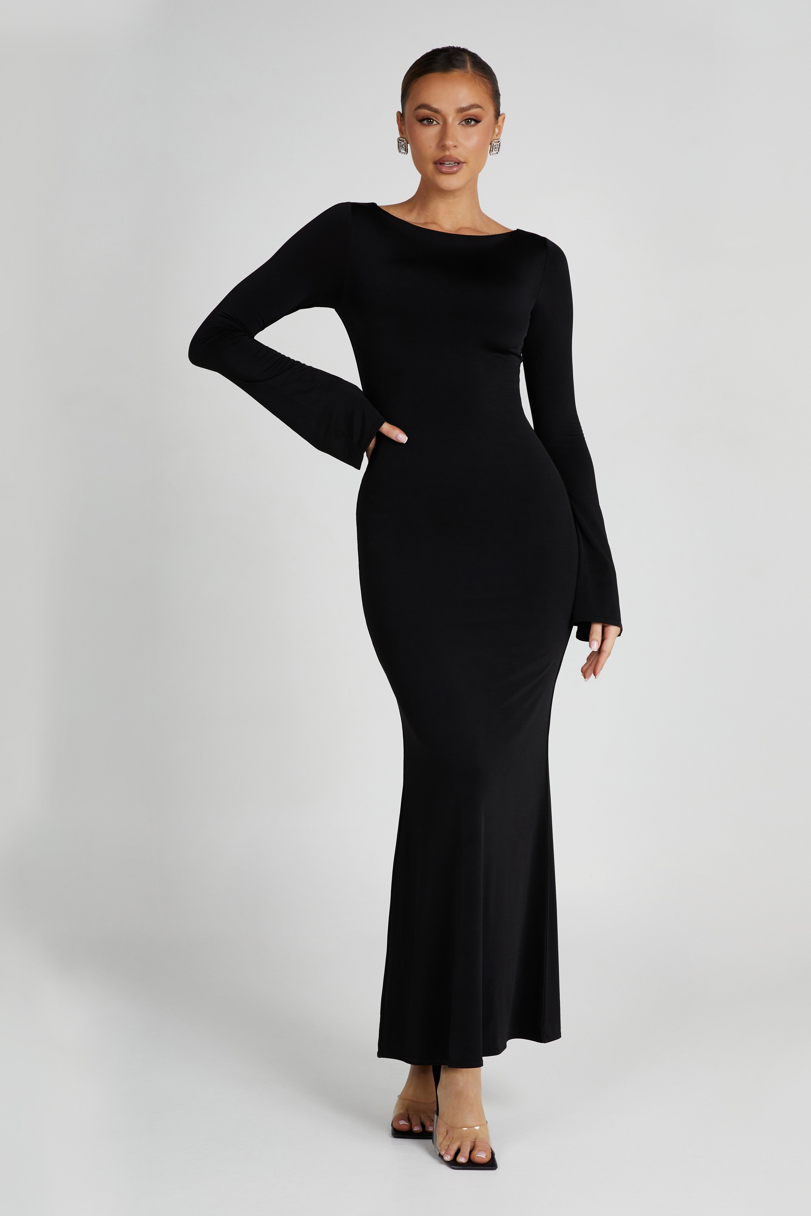 Tarna Slinky Fishtail Maxi Dress - Black | Votre wishlist sur Listy
